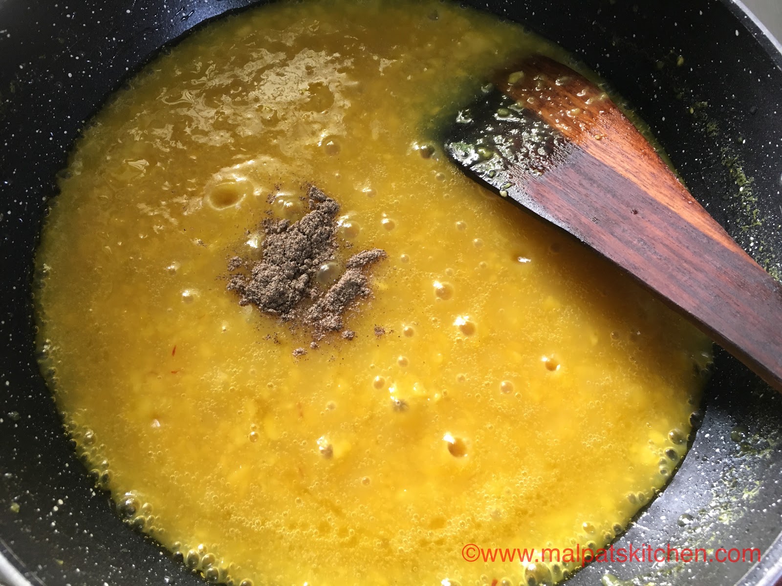 MOONG DHAL HALWA, how to make moong dhal halwa ~ Malpats Kitchen
