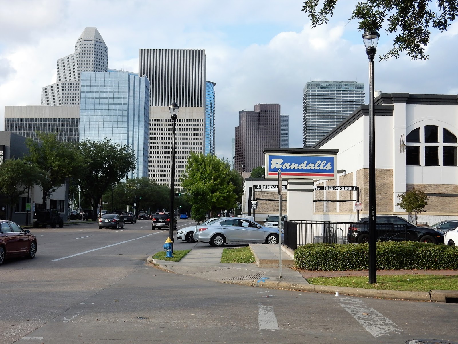 Houston in Pics: Federal Building Downtown Houston (Passport Bldg)