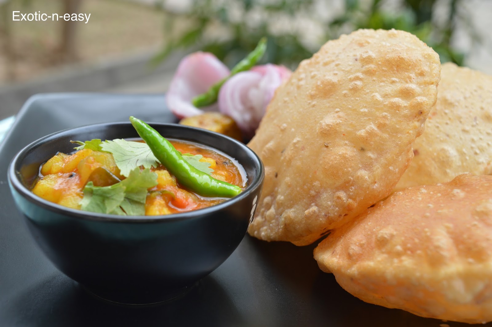 exotic-n-easy cooking: Aloo Ki Sabji (Potato Curry)