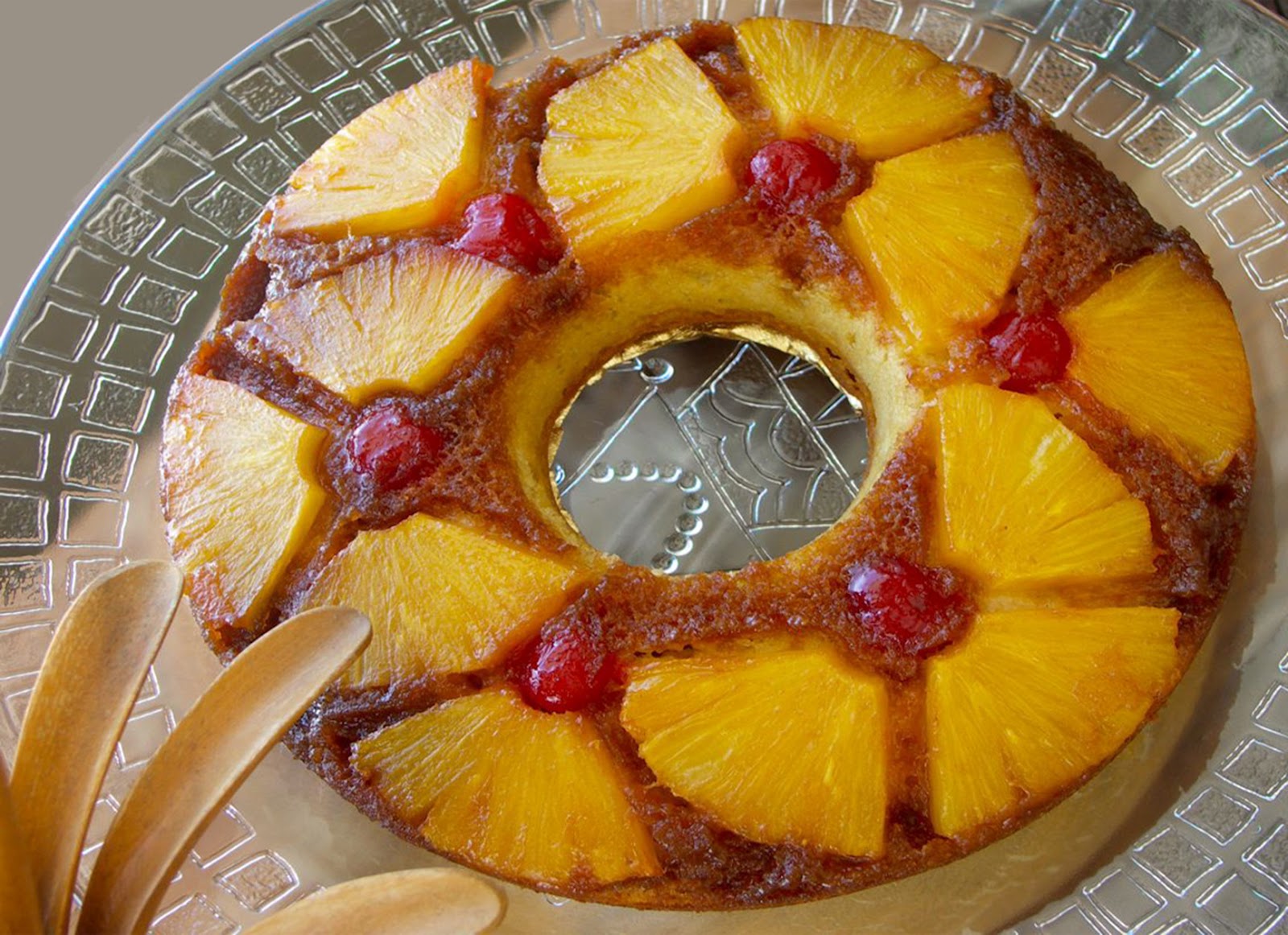 Intelliblog: FOOD FRIDAY - PINEAPPLE CAKE