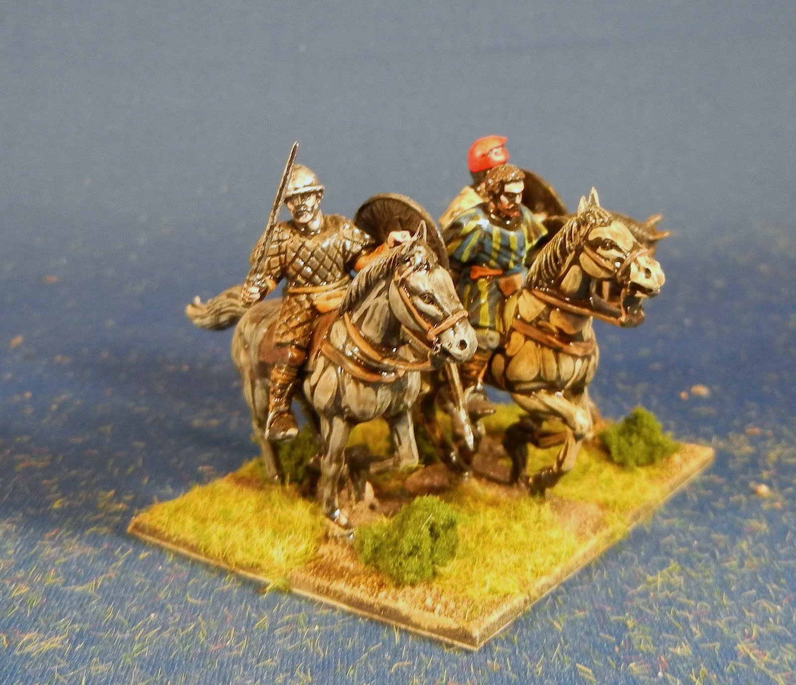 Bob's Miniature Wargaming Blog: 28mm Saxons hordes and cavalry