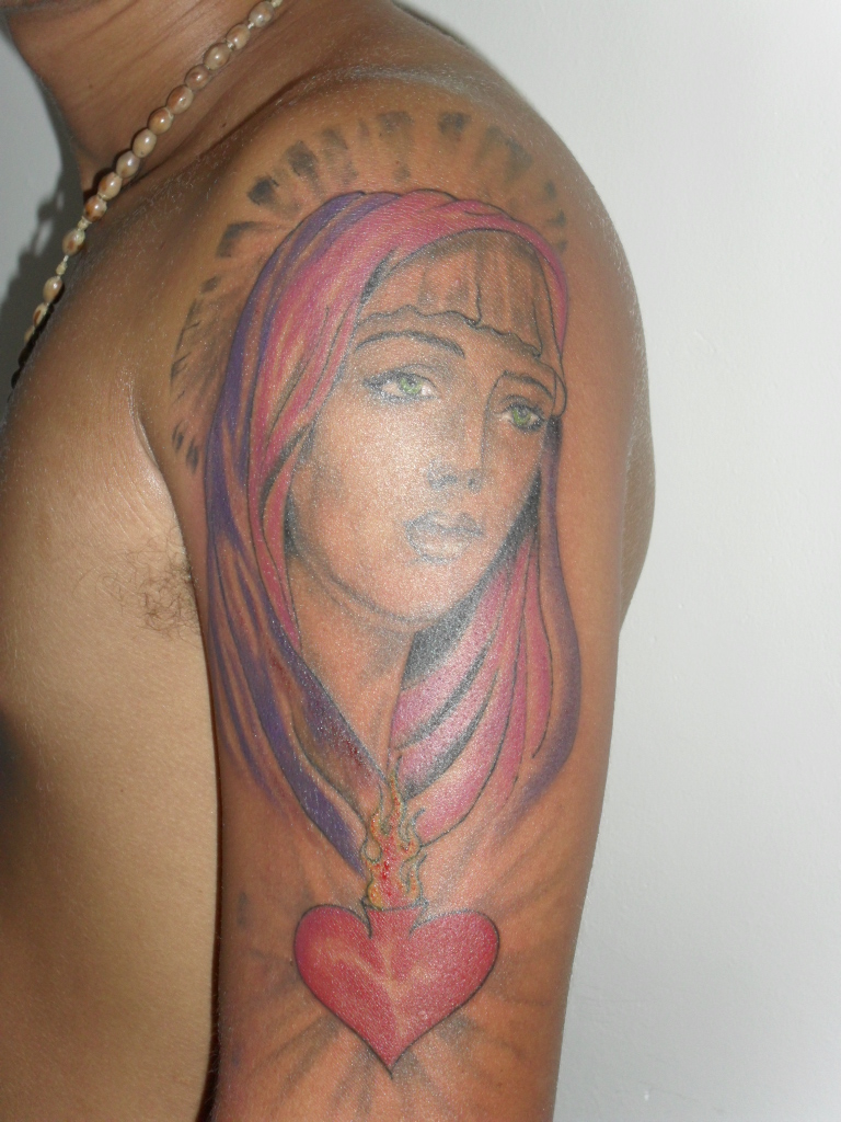 Chico Tattoo studio: religioso