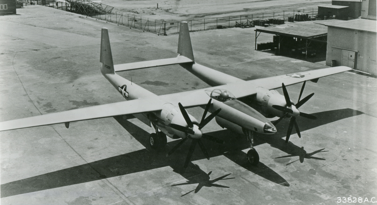 Hughes Xf 11 Prototype 1 As Big As A B 17 And As Fast As A P 51 First Flown And Crashed In