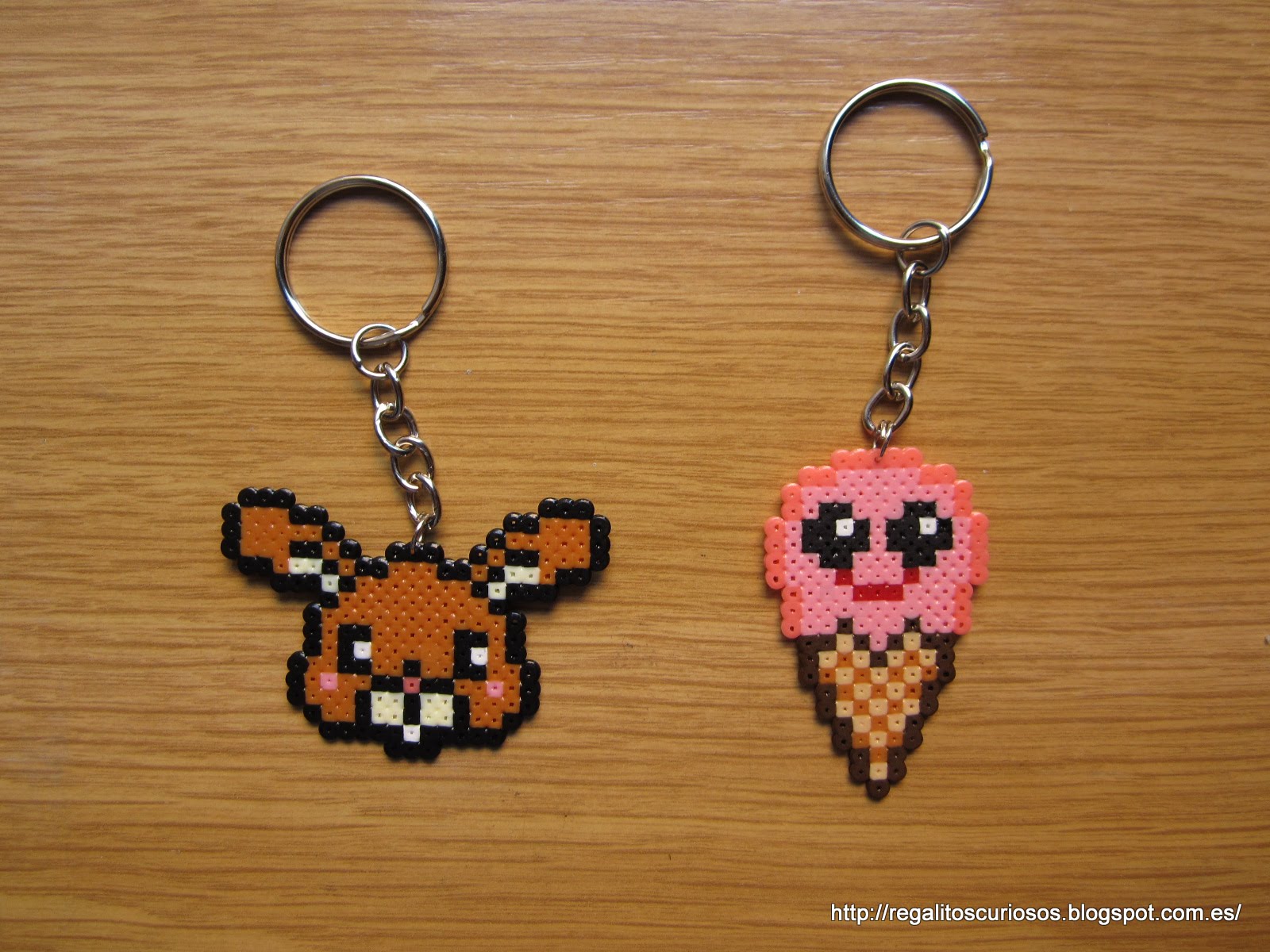 REGALITOS CURIOSOS: Llaveros hama