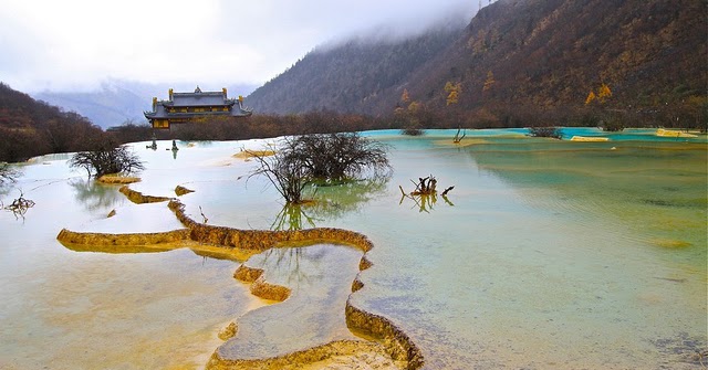 Huanglong – Land of the Yellow Dragon ~ Kuriositas