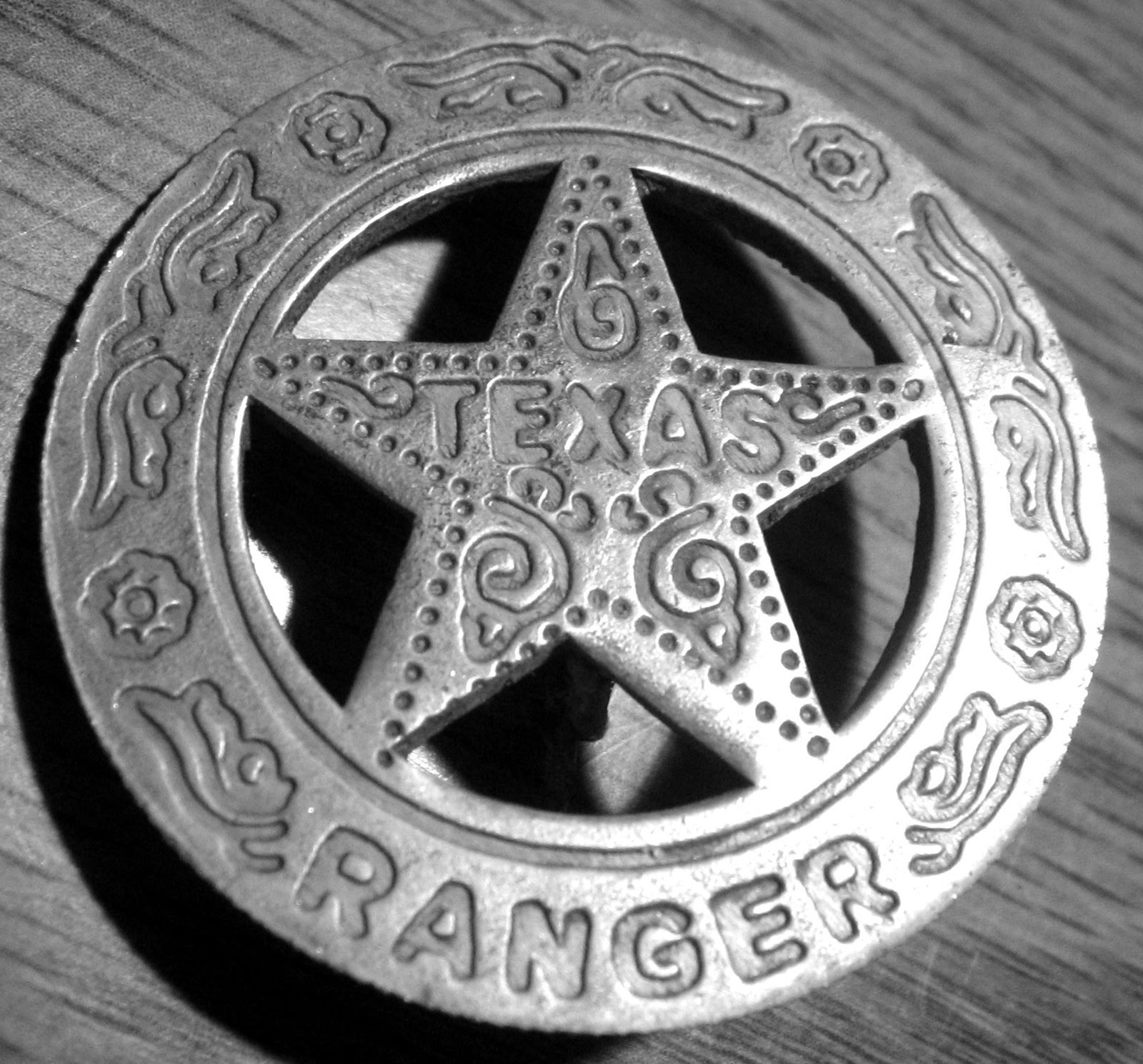 the NAVASOTA CURRENT: Texas Ranger Badges... and those that want to be