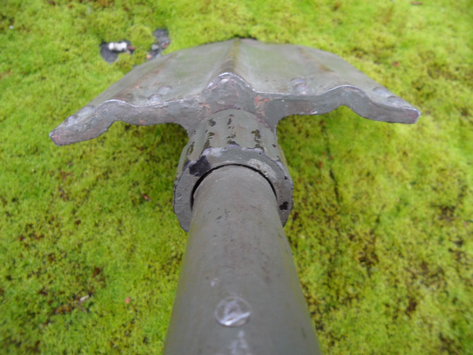 Four Bees: Dutch Army Shovel, Entrenching Tool, Folding Shovel, Post ...