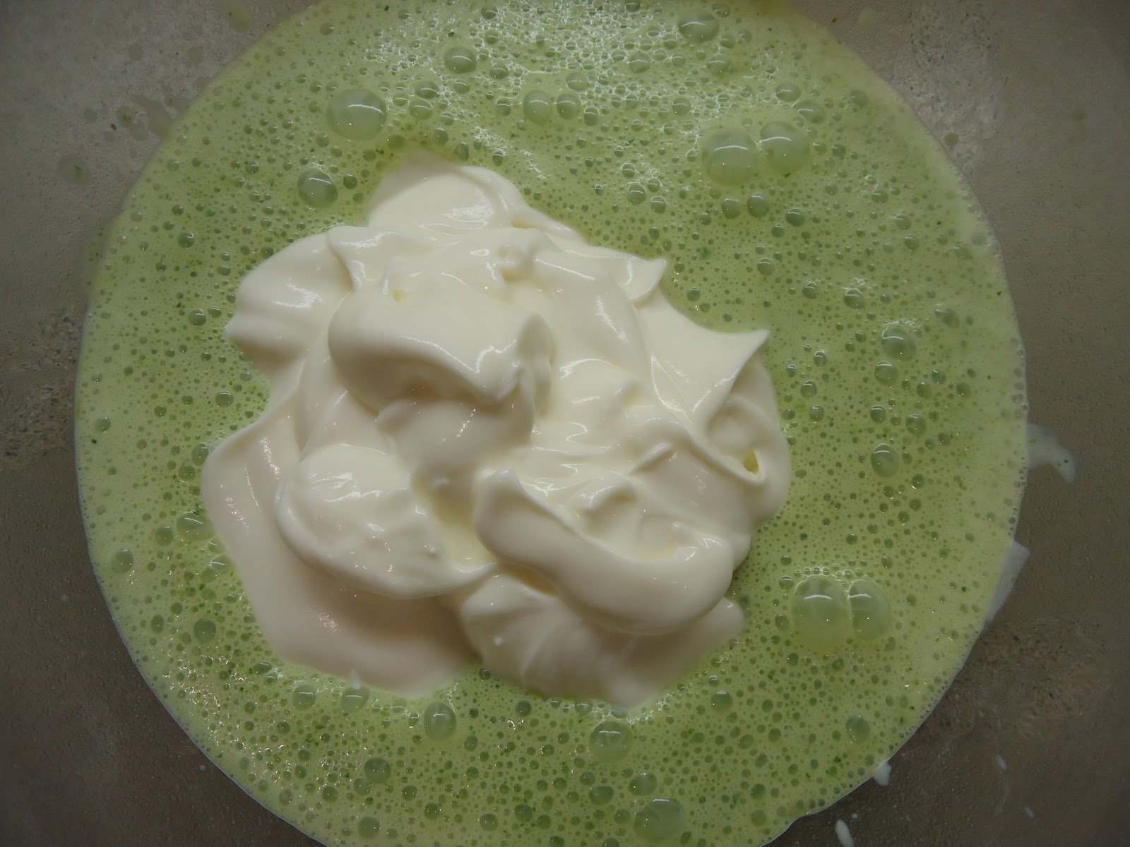 This Muslim Girl Bakes: Green Yoghurt Chutney