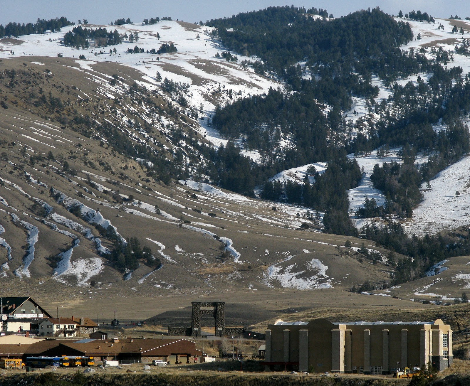 On the road with Tom and Marcia: March 2012: Volunteering at Yellowstone