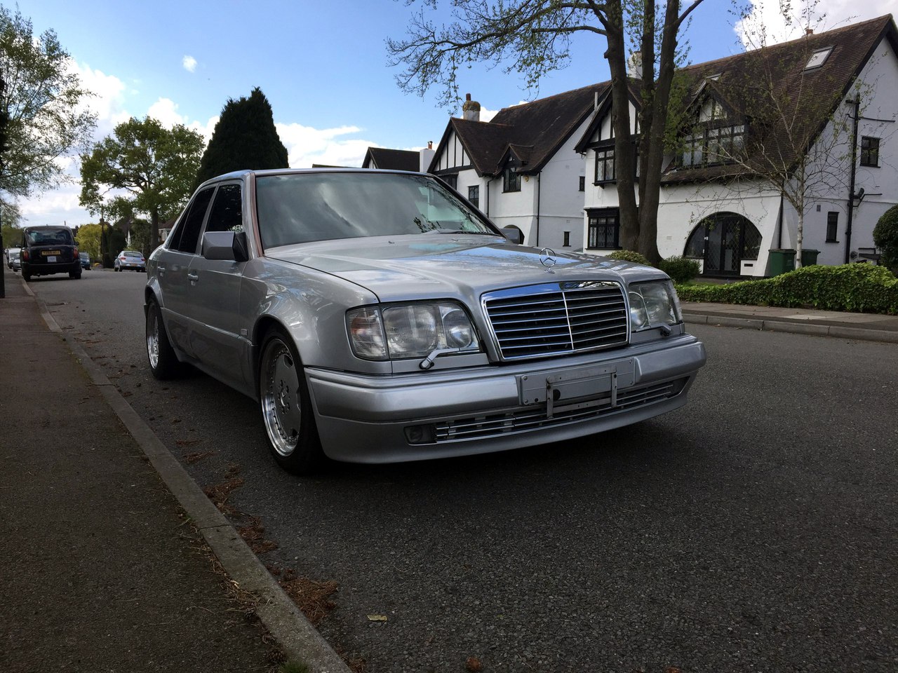 1993 Mercedes-Benz W124 E60 AMG | BENZTUNING
