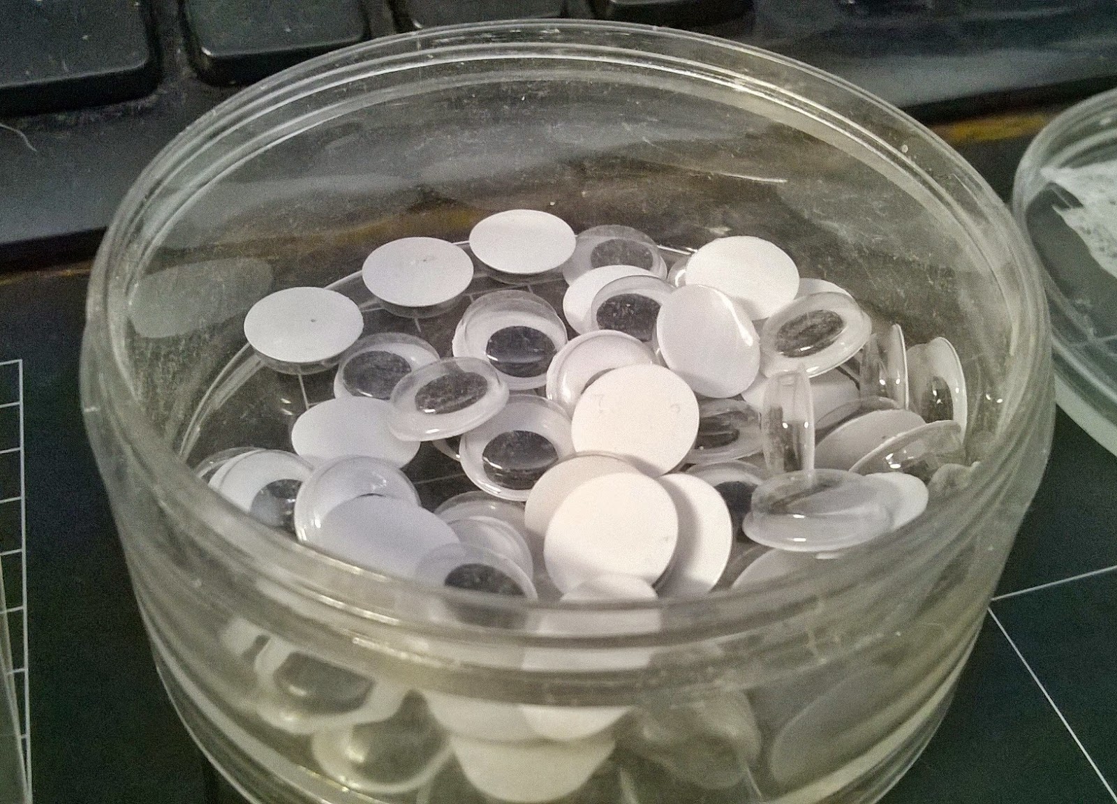 Clever Soiree: Friday Funbits - Googly Eye Push Pins