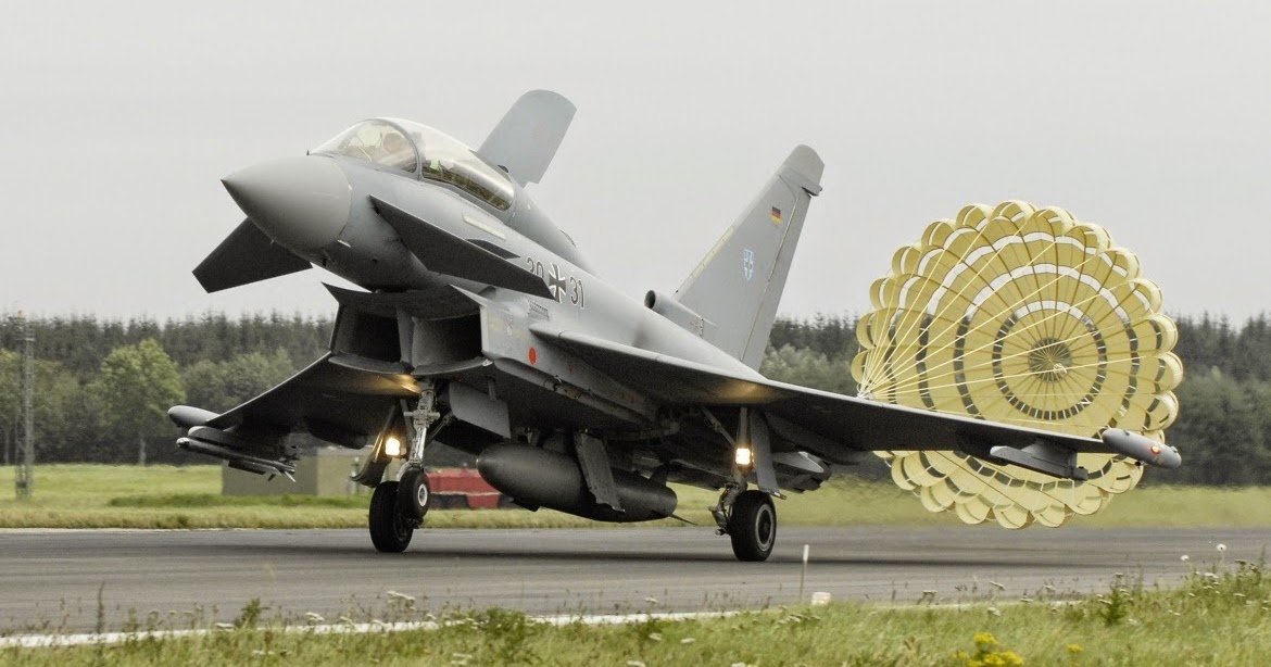 Eurofighter Typhoon Air Brake and Drogue Parachute - Aeroplane Wallpapers