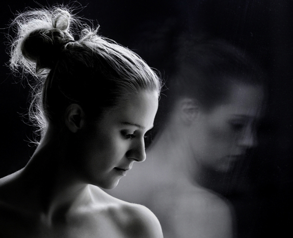 Graphics Think Tank: 50+ Stunning Examples Reflection and Mirror ...