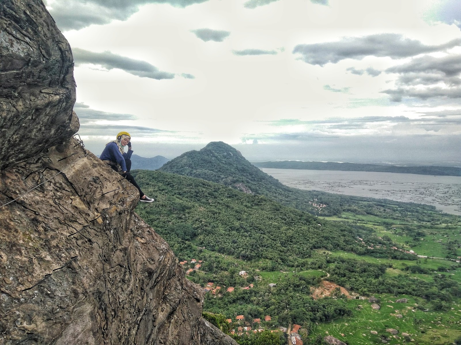 Gunung Parang Purwakarta - Indonesian Climbing Record