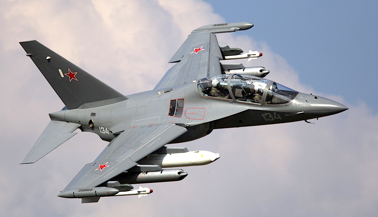 The Modelling News: Dry Fit Review: 1/48th scale Yakovlev Yak-130 ...