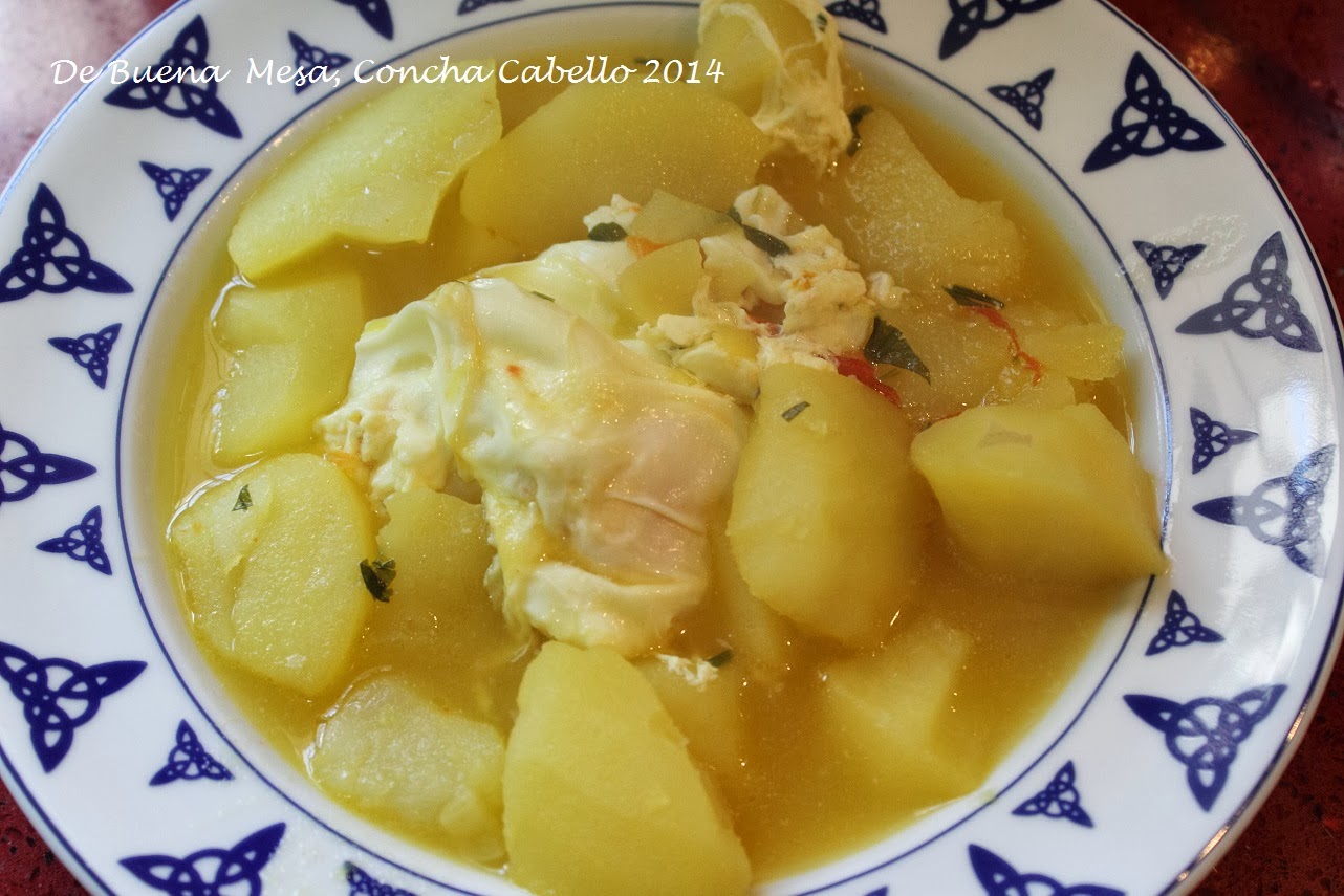 Patatas Guisadas con Huevo Cuajado