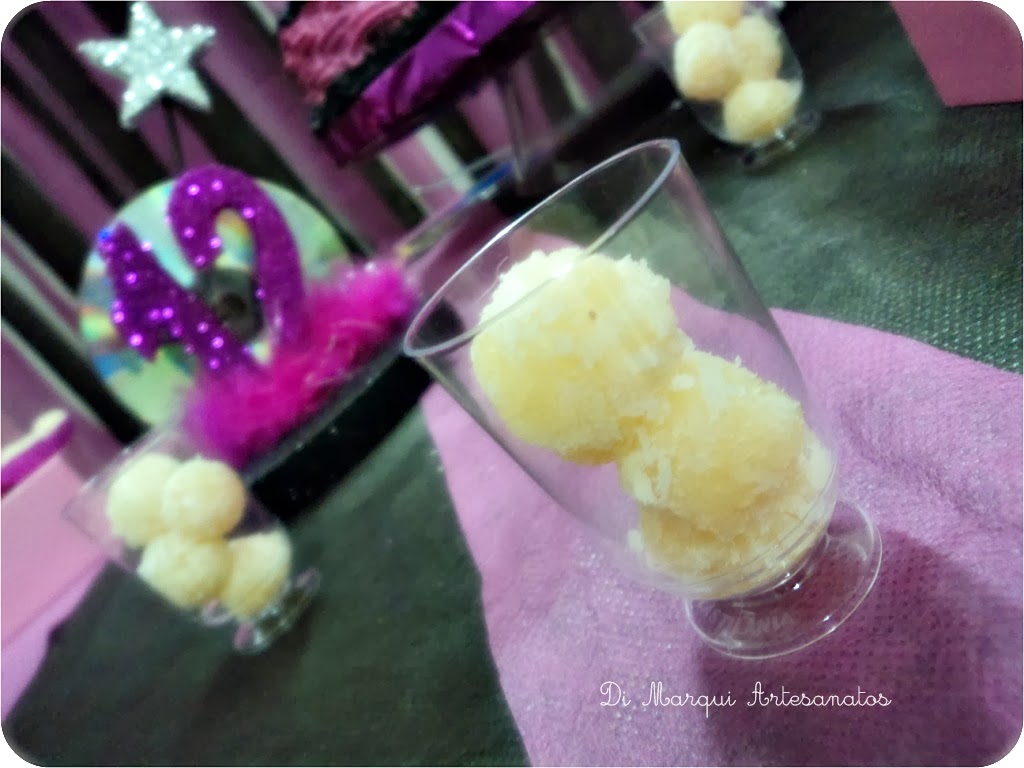 Di Marqui Artesanatos: Festa Tema Balada Pink e Preto