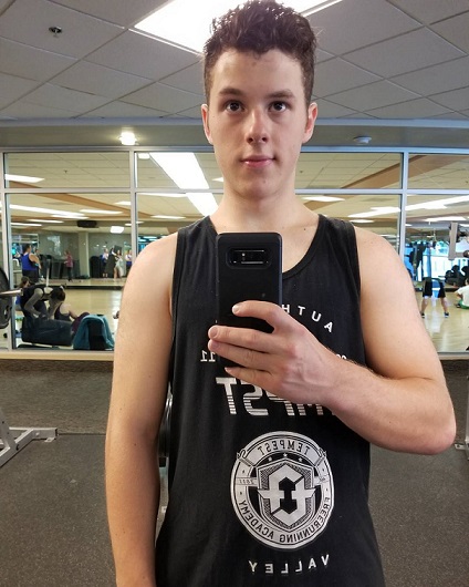 NYSocBoy's Beefcake and Bonding: Even More Nolan Gould