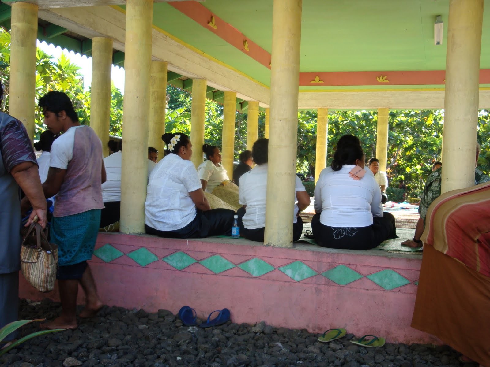 Mike and Linda: Samoan Funeral