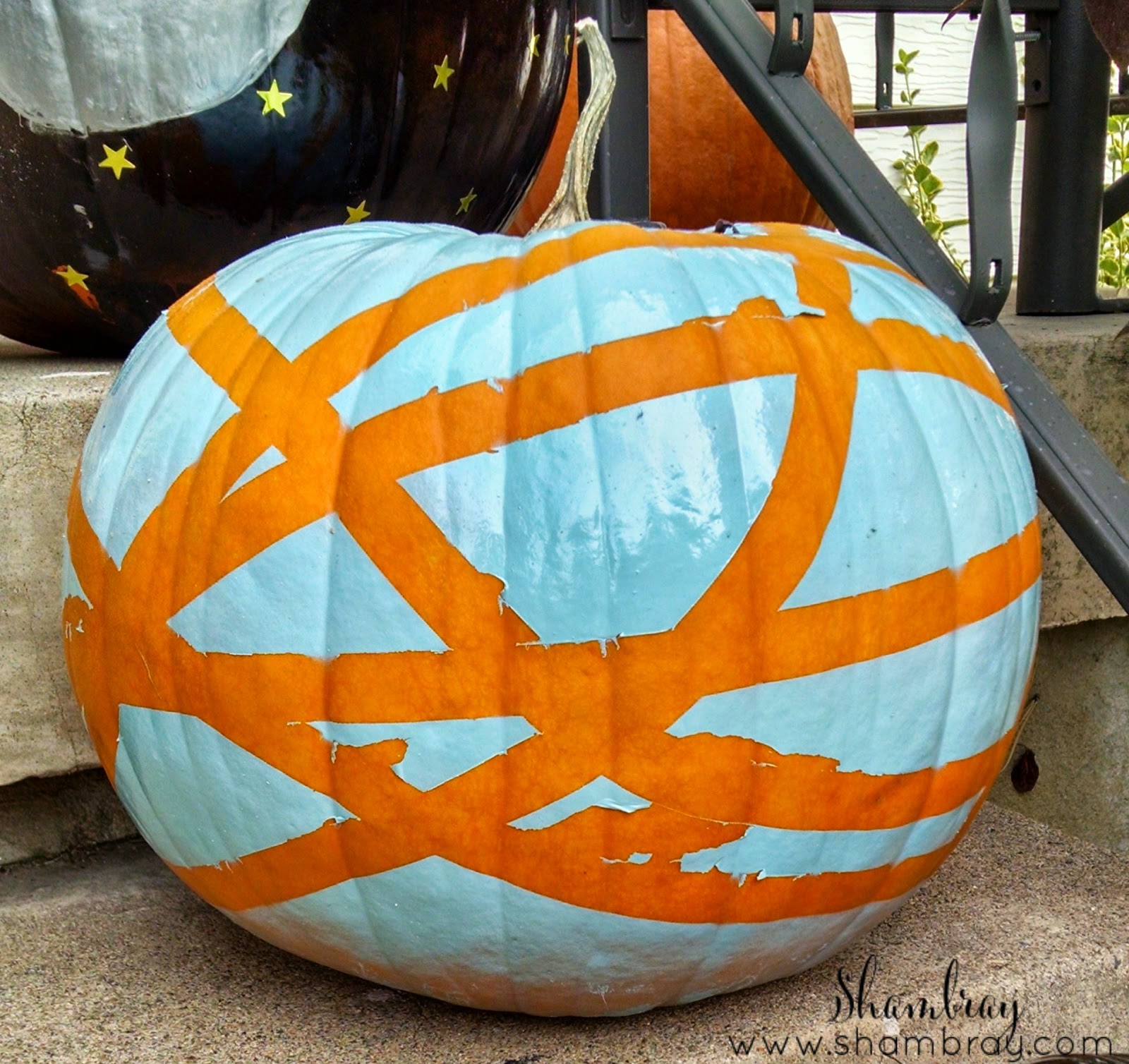 Shambray: 4 Quick and Easy Ways to Decorate Pumpkins