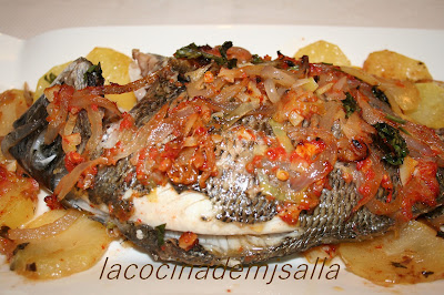 SARGO AL HORNO CON PATATAS
