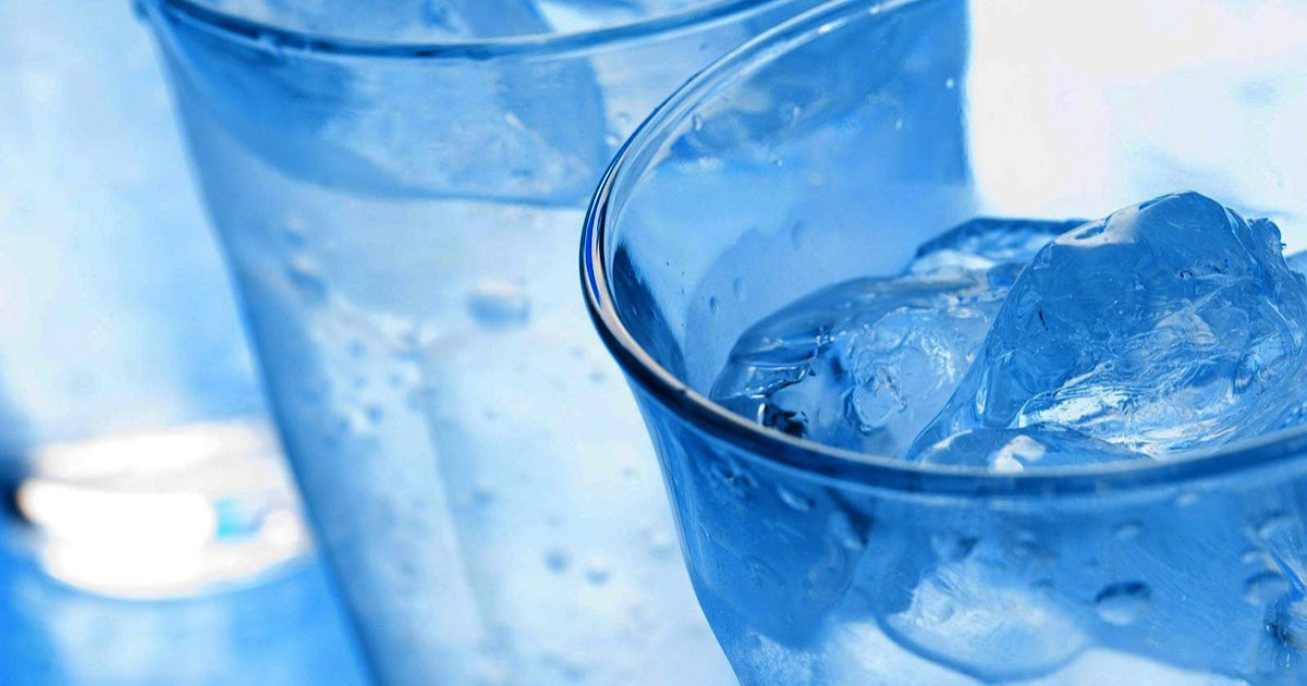 Hidratarse en verano con ¿agua fría o templada?
