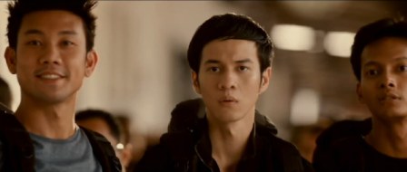 My Short Obsession: [Review] Film Indonesia: 5 cm.