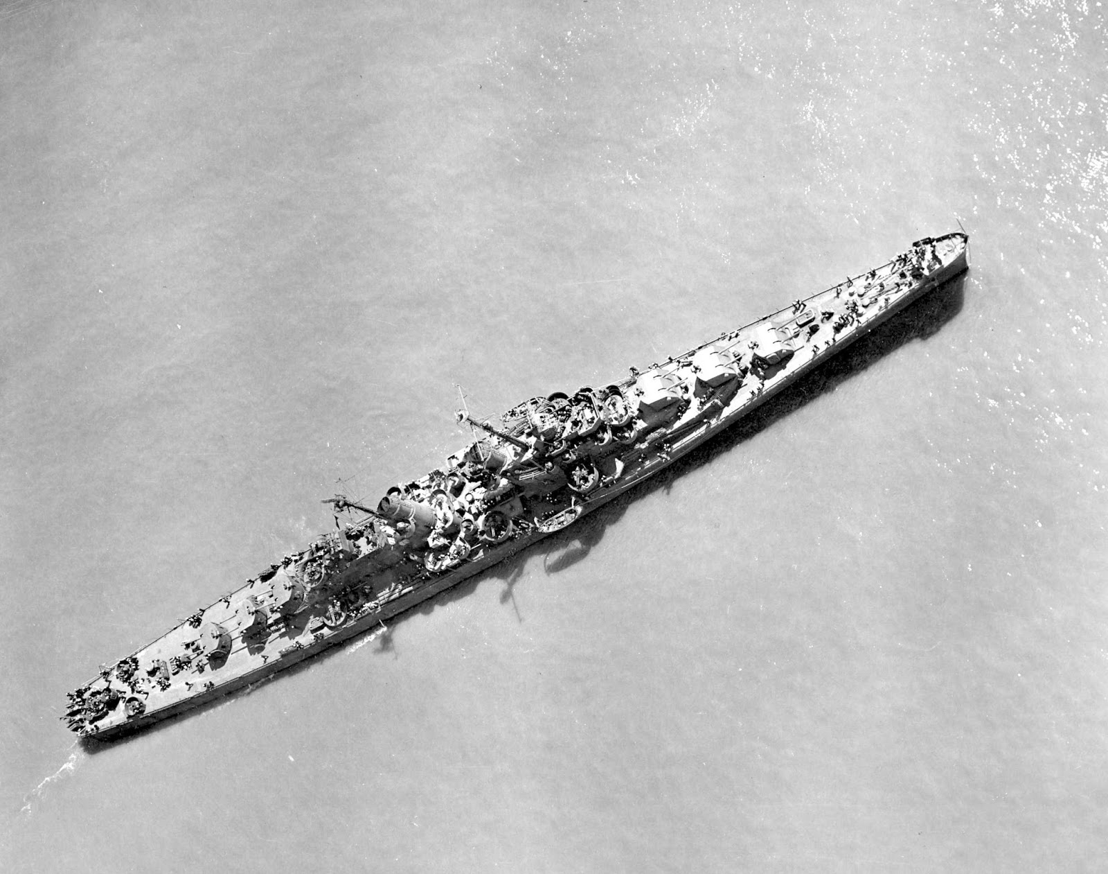 Naval Analyses: WARSHIPS OF THE PAST: USS Juneau (CL-119) anti-aircraft ...