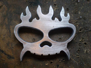 WeaponCollector's Knuckle Duster and Weapon Blog: How to make a Flaming ...