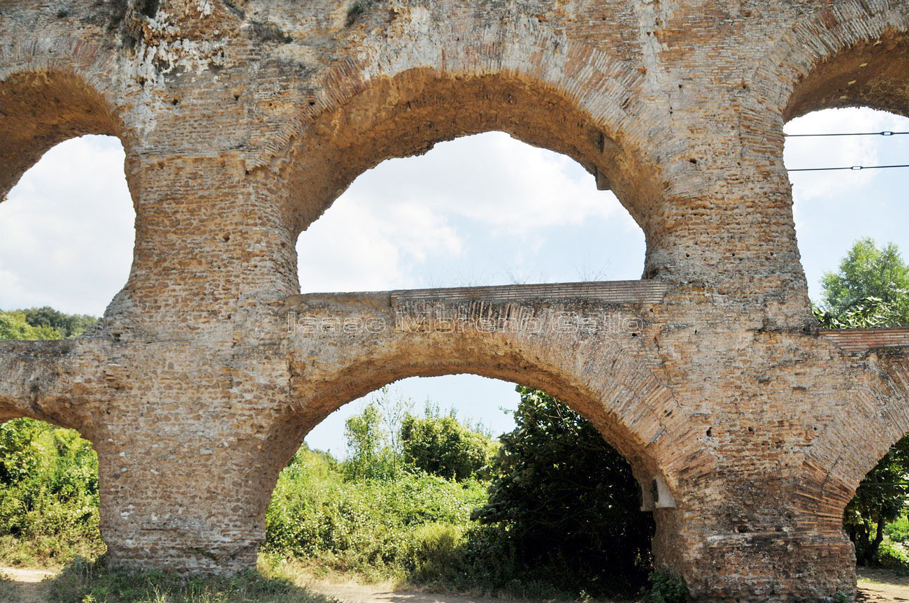Ingeniería Romana: De aquae ductu urbis Romae