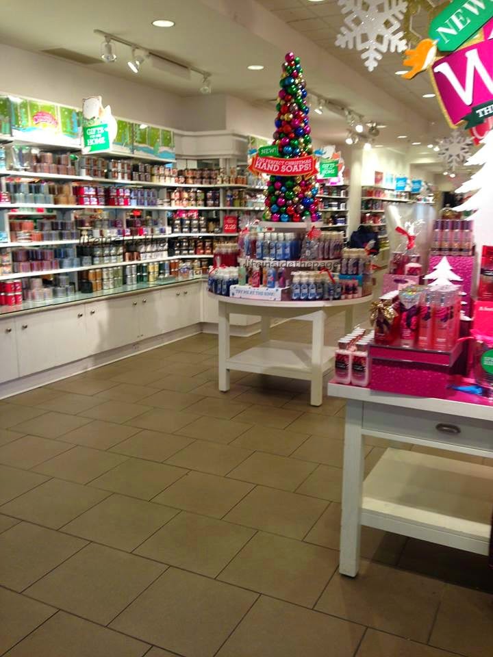 Life Inside the Page: Bath & Body Works | Floorset pictures and Online ...