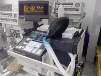www.Depot-Alkes.com: Jual ICU Ventilator Puritan Bennett 7200 Second