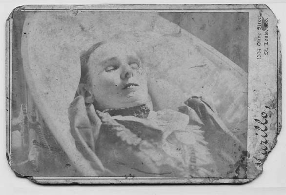 The Glass Character: "I see dead people": Victorian post-mortem photography