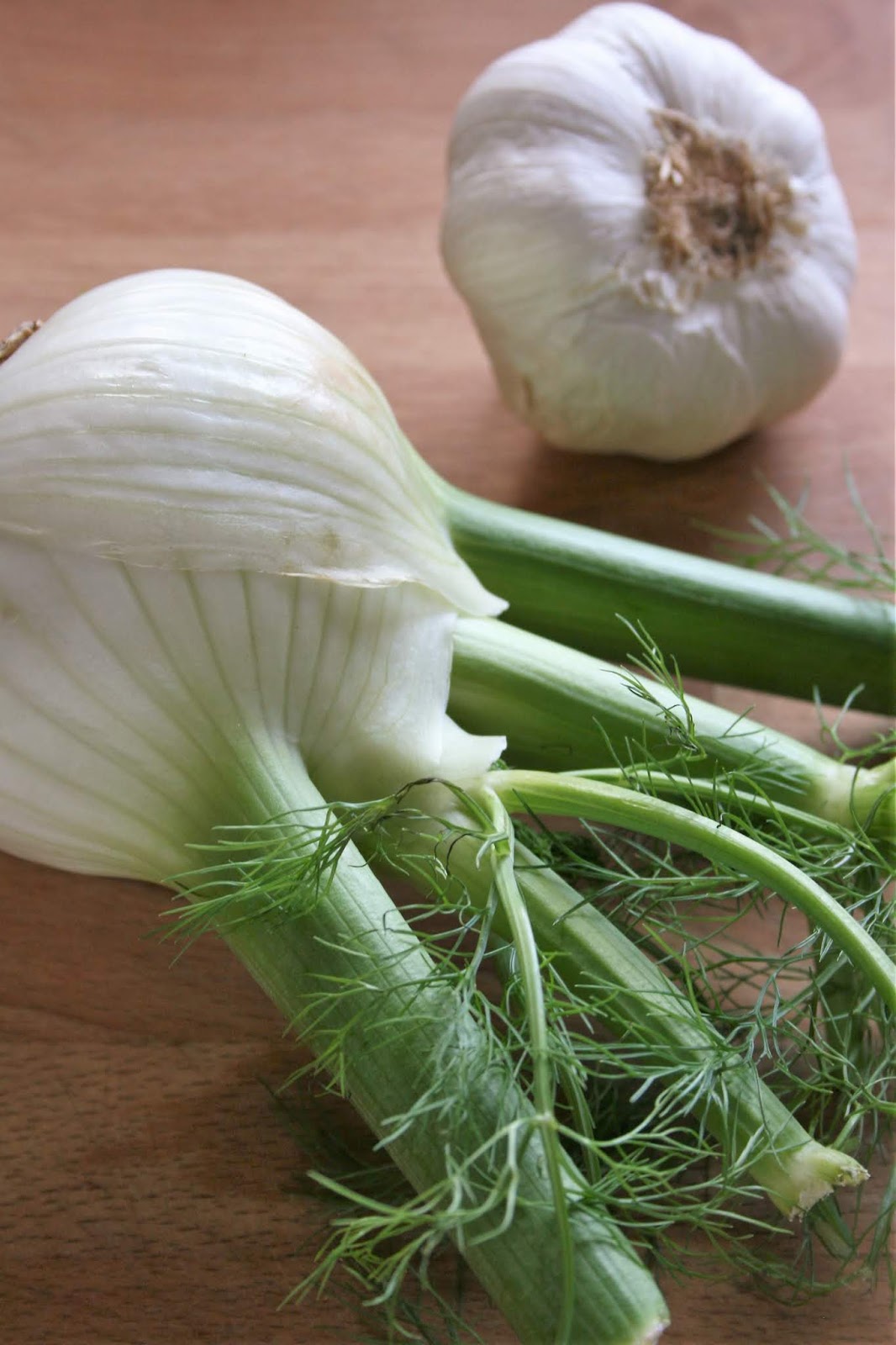 Koper włoski (fenkuł) duszony z czosnkiem i rukolą | sio-smutki-od-kuchni