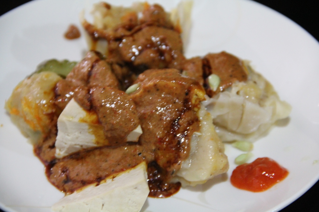 Tukang Somay Jakarta: Tempat Makan Siomay Paling Enak di Jakarta