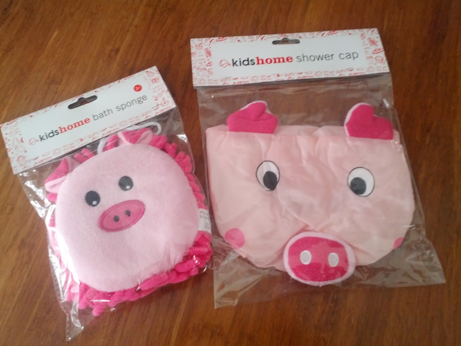 All things Bacon: Kids Piggy Shower Cap and Sponge