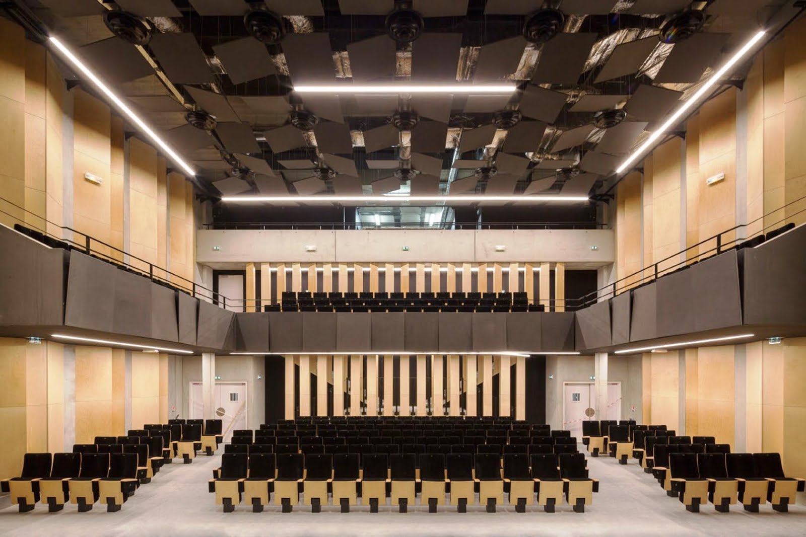 Gambar Arsitektur : Denah Teater yang Membawa Musik Menjadi Hidup ...