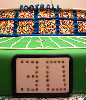 MaryMel Cakes: NFL 30th Birthday