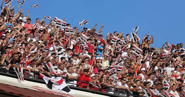 Força Tricolor: Torcida da Show e São Paulo retribui com bom futebol e ...