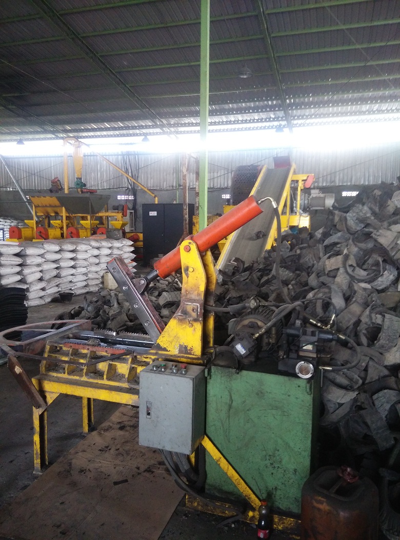 Retreading Tyre, Rubber Compound, Reclaim & Rubber recycle: Proses ...