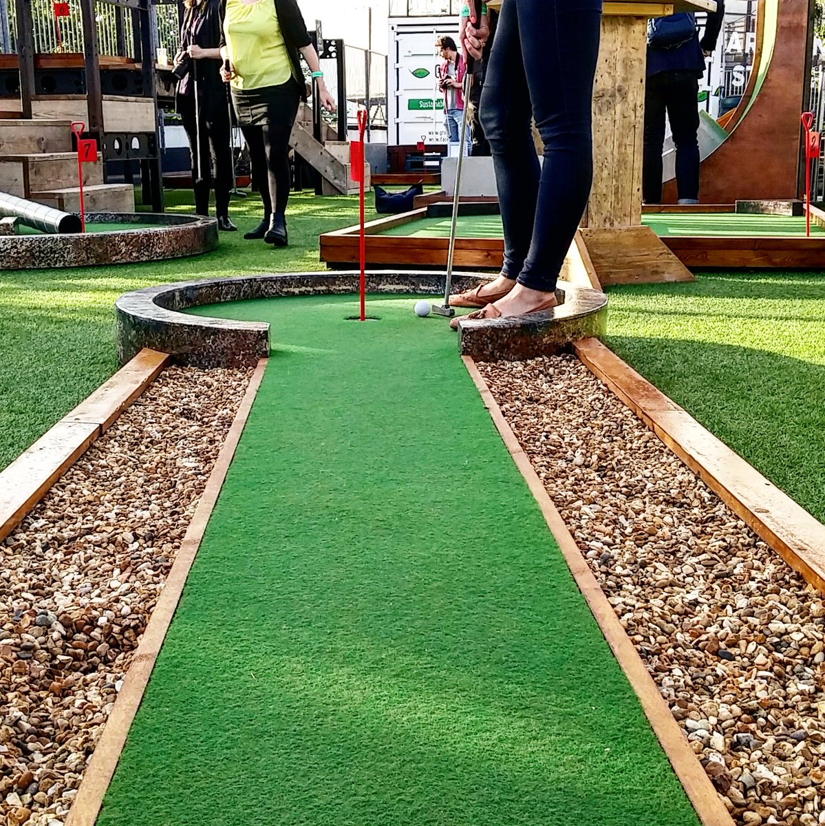 London Pop-ups: Birdies' Rooftop Crazy Golf Course in Stratford