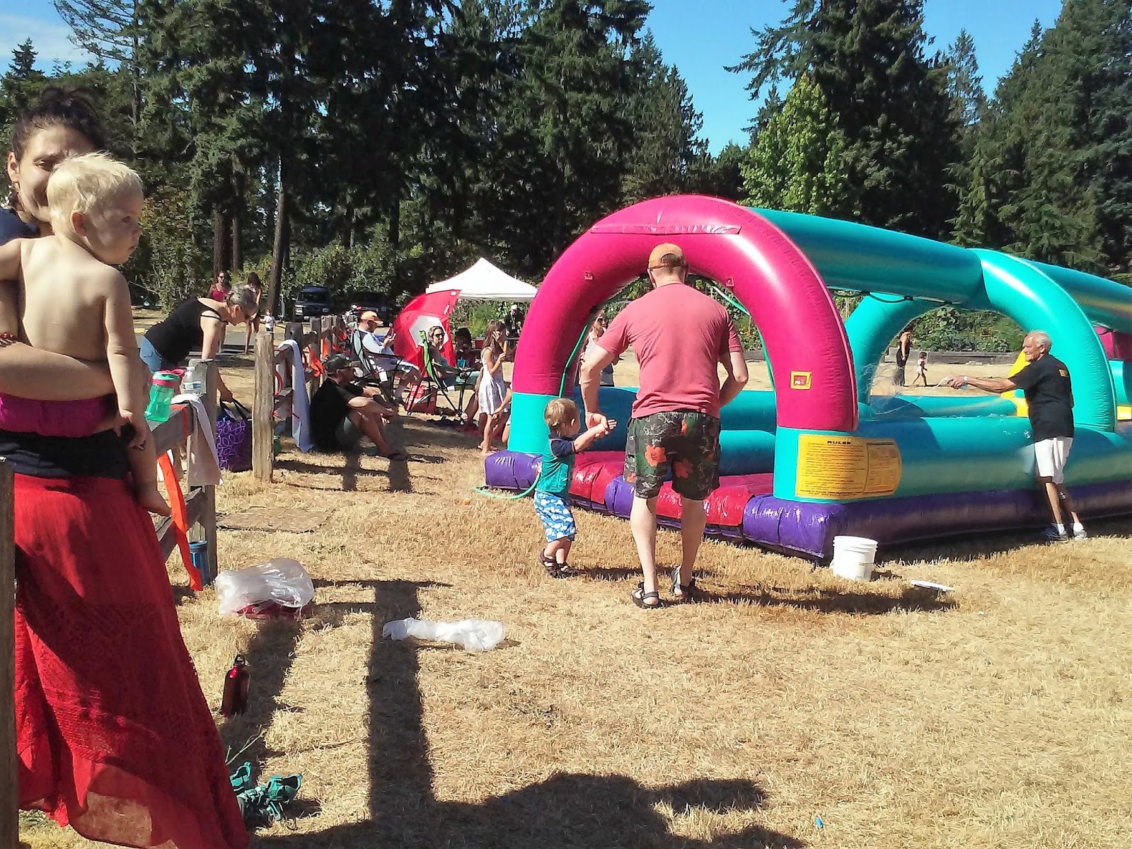 Shoreline Area News: Wet n' Wild summer splash party Saturday