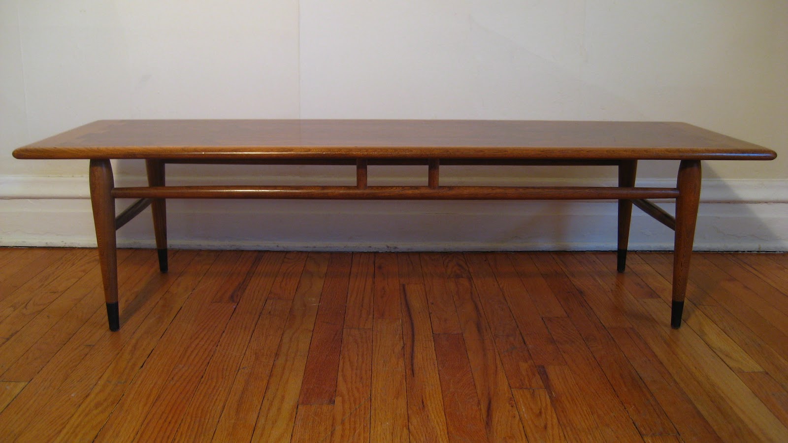 flatout design: Lane Acclaim Coffee Table