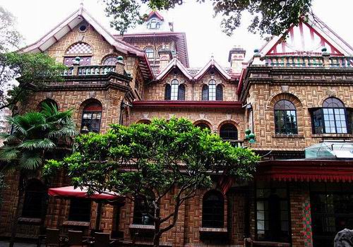 Emerson Mille: Shanghai: Moller Villa — A Castle of Fairytale