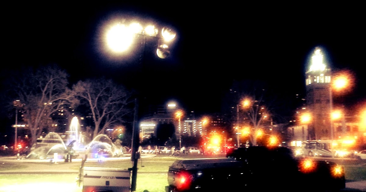 KANSAS CITY QUESTION TONIGHT: IS THE COUNTRY CLUB PLAZA DYING?!?!