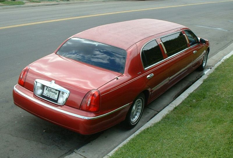 Wallpaper-HD-Blog: Limousine 2000 Red