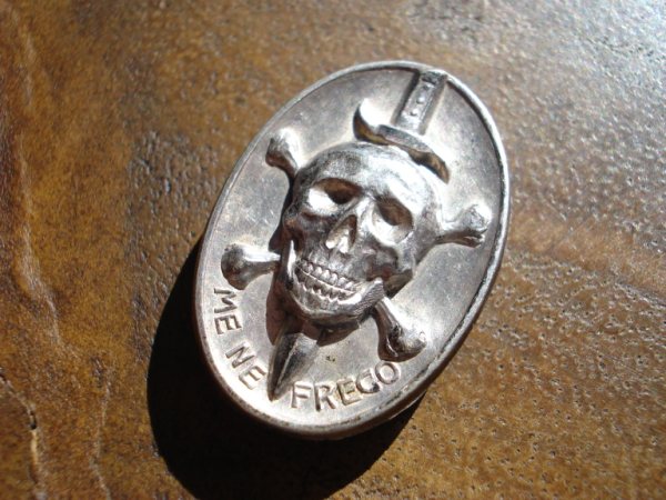 Kriegsmarine: Distintivo "Me Ne Frego"