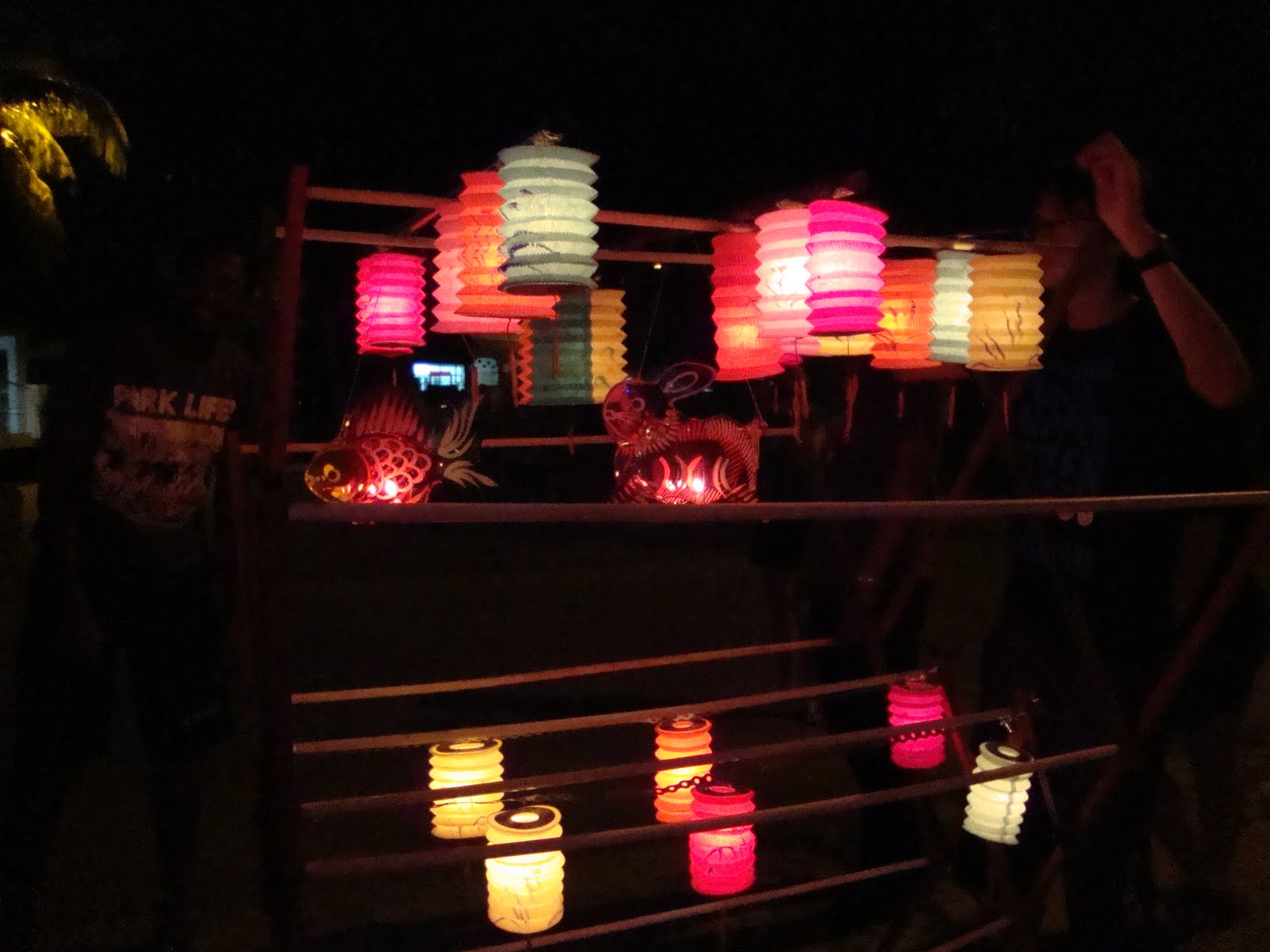 ~ *elainestories* ~: Lantern Party