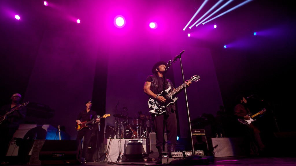 Derek Brad Photography: D'Angelo