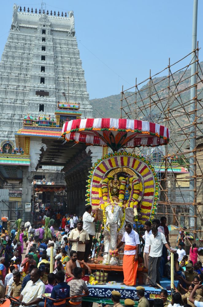 2016 Arunachala Karthigai Festival: Day 6. Day—Chandrasekhara on Silver ...